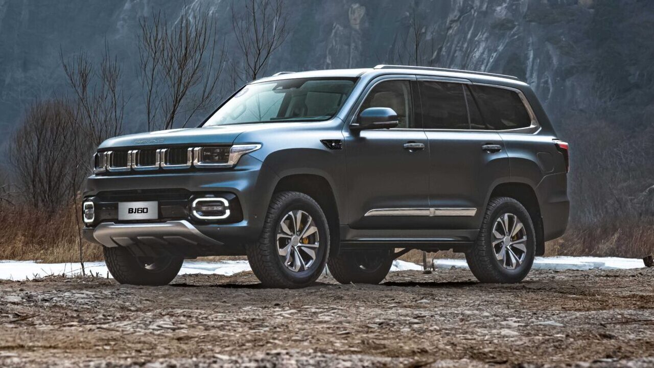 В России дебютировал BAIC BJ60: новый рамный внедорожник размером с Land Cruiser 300 — Где и что